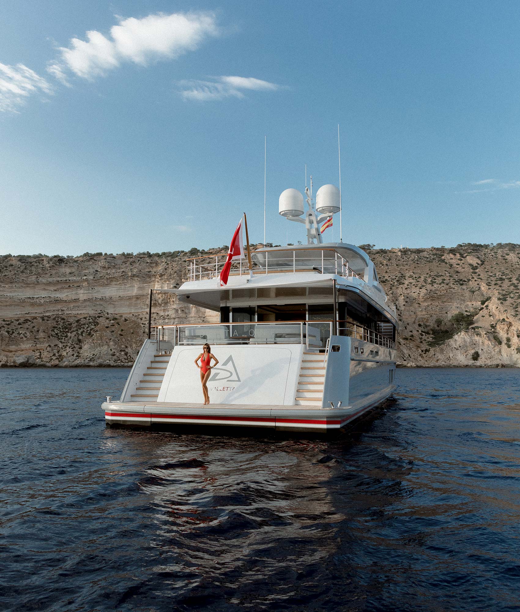 Yacht DELTA ONE, Mulder Yachts | CHARTERWORLD Luxury Superyacht Charters